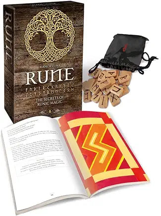 Rune : The Secrets of Runic Magic by Bianca Luna – Green Hand Bookshop